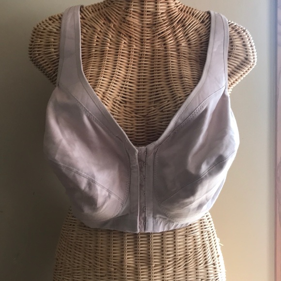 Glamorise | Intimates & Sleepwear | Glamorise Front Close Posture ...